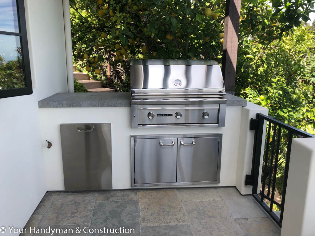 Outdoor Custom Lynx Outdoor Kitchen on Las Alturas in Riviera, CA